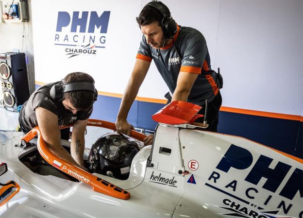 helmade geht Partnerschaft mit PHM Racing ein - helmade magazine